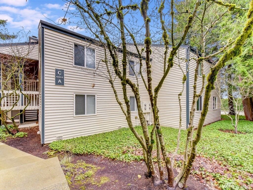 2 bed Mountlake Terrace home for sale: 4403 216th St SW C, Mountlake ...