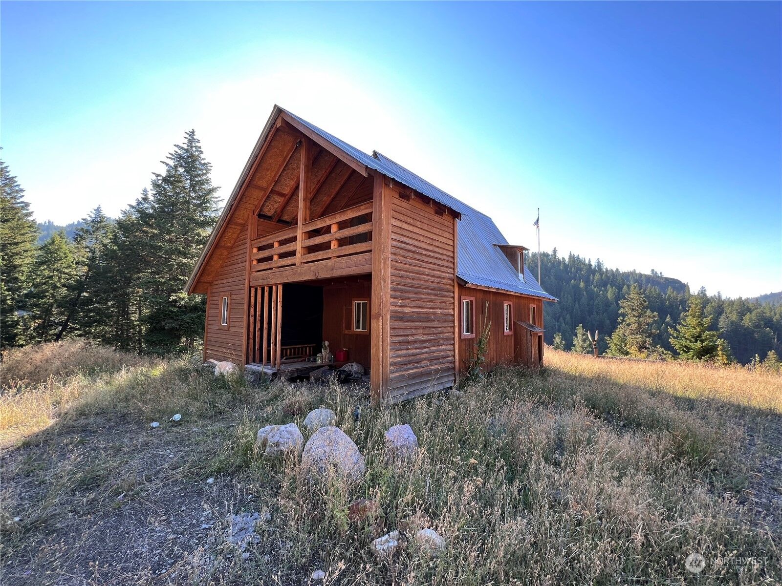 MLS#2015701: 52 Hill Top Place, Republic, WA 99166
