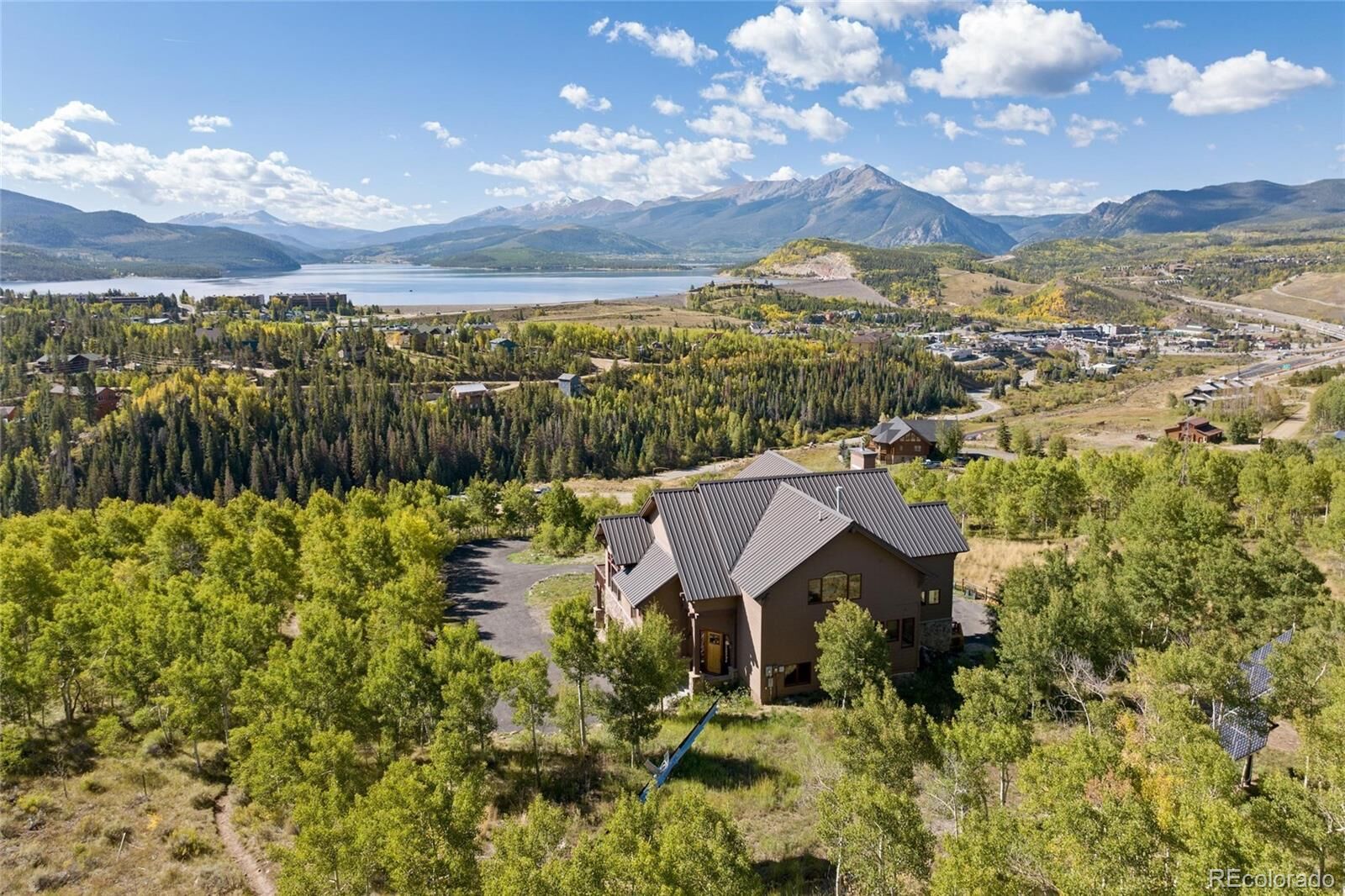 Home for sale in Silverthorne: 817 Ptarmigan Trail, Silverthorne, CO 80498