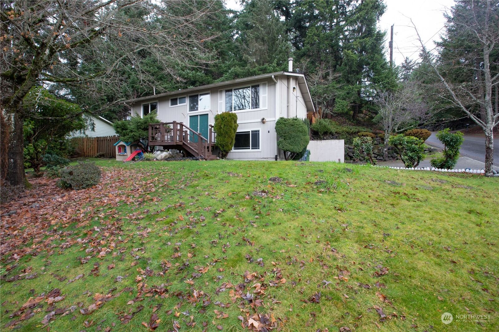 Home for sale in University Place: 4719 70th Avenue Ct W, University ...