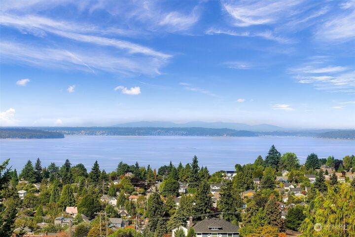 1 bed Seattle home for sale: 4847 California Avenue SW 302, Seattle, WA ...