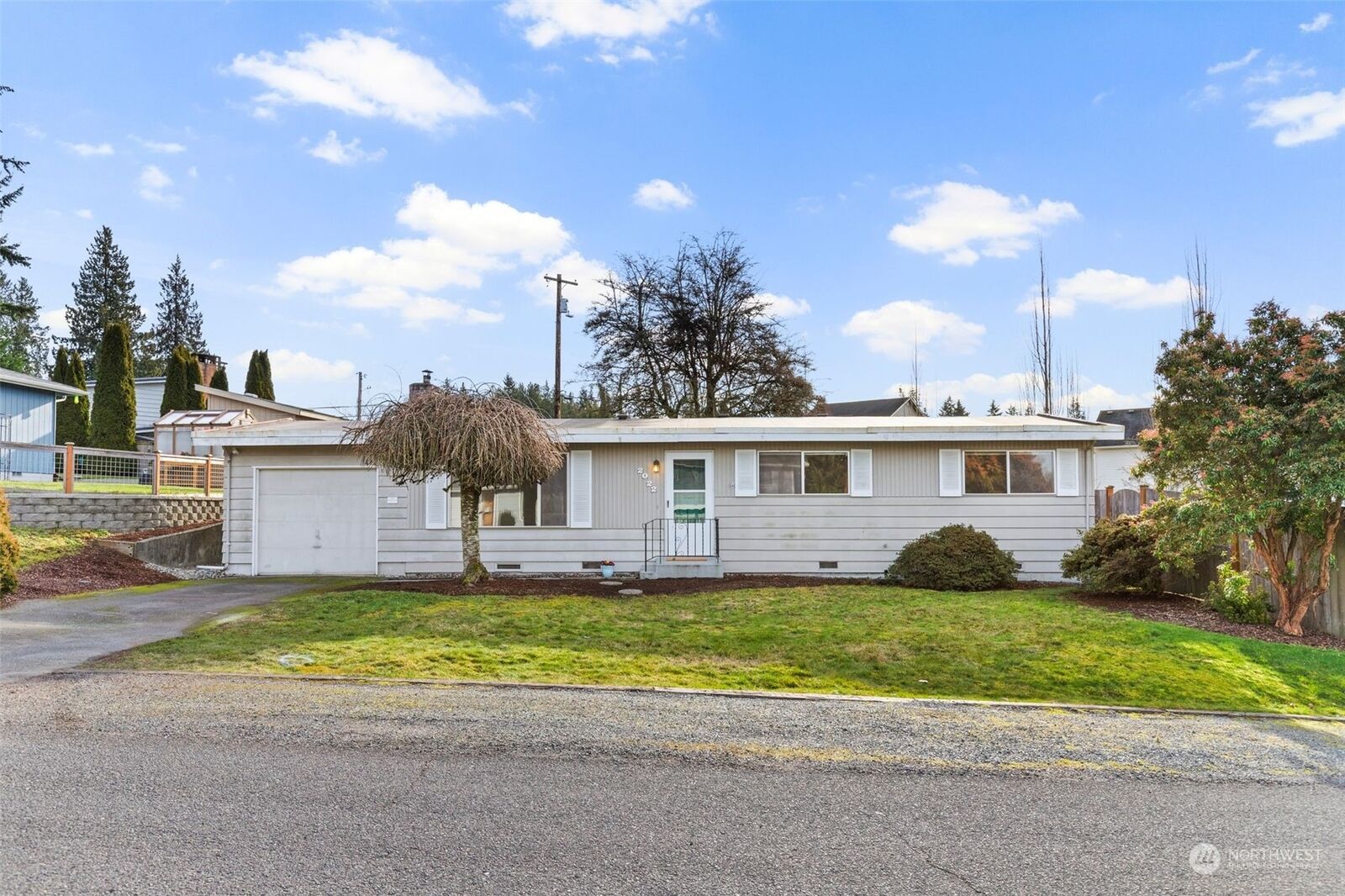 Home for sale in Lynnwood: 2022 149th Street SW, Lynnwood, WA 98087