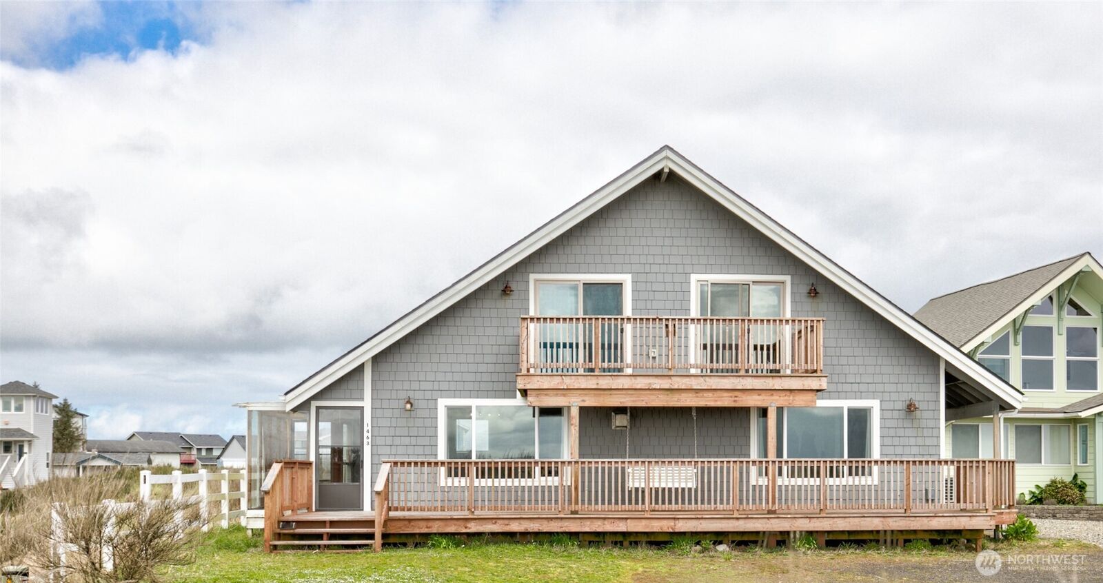 House for sale in Ocean Shores: 1463 E Ocean Shores Blvd SW, Ocean ...