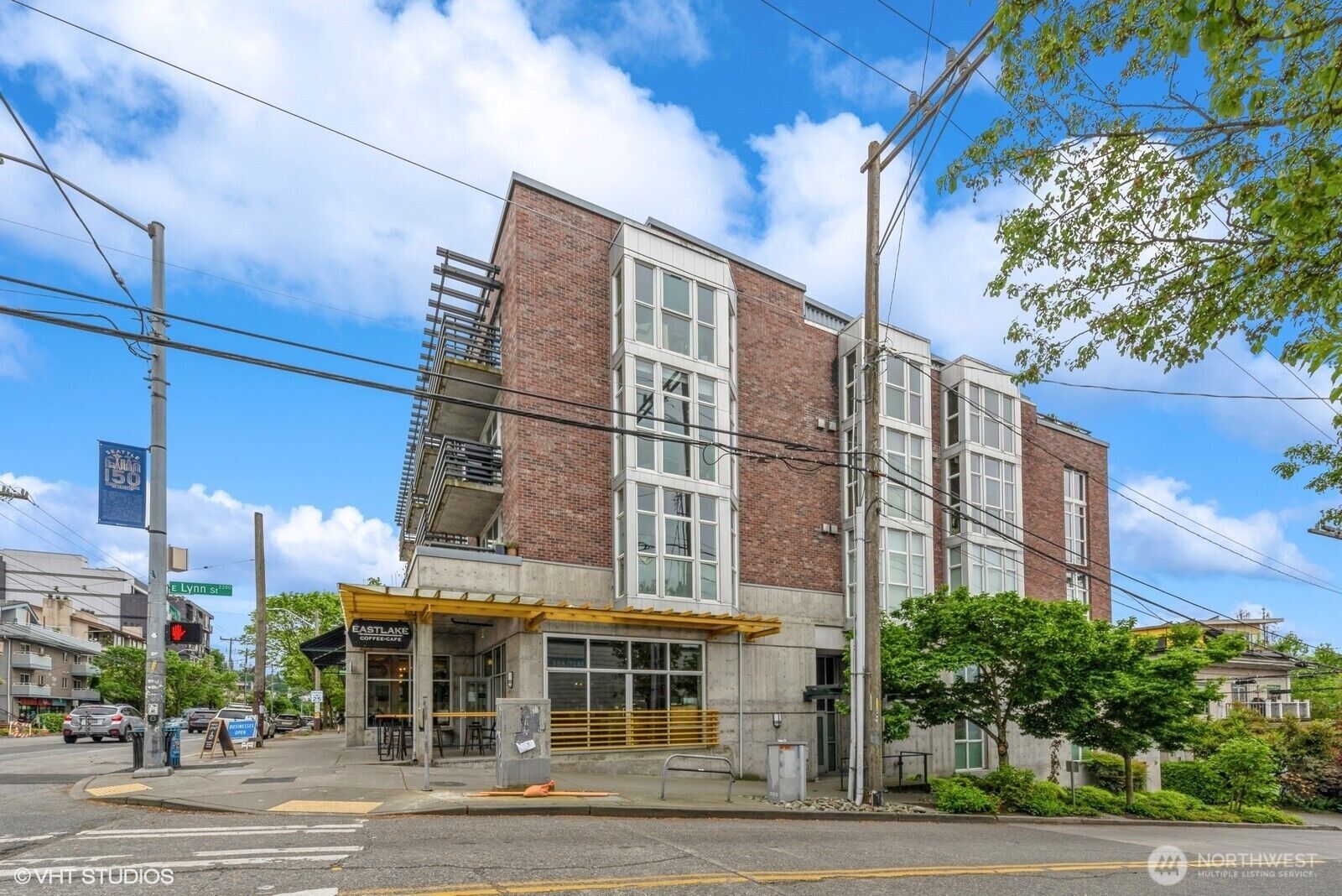 1 bed Seattle home for sale: 125 E Lynn St 204, Seattle, WA 98102