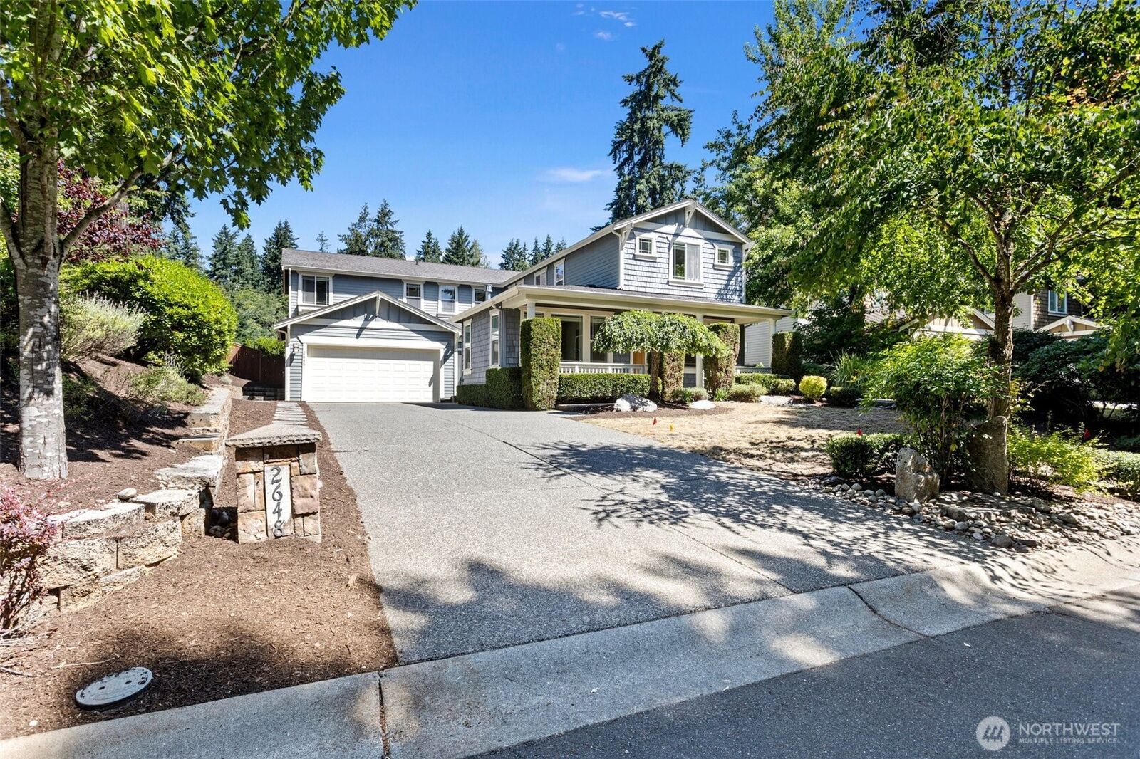House for sale in Bellevue: 2648 116th Avenue NE, Bellevue, WA 98004