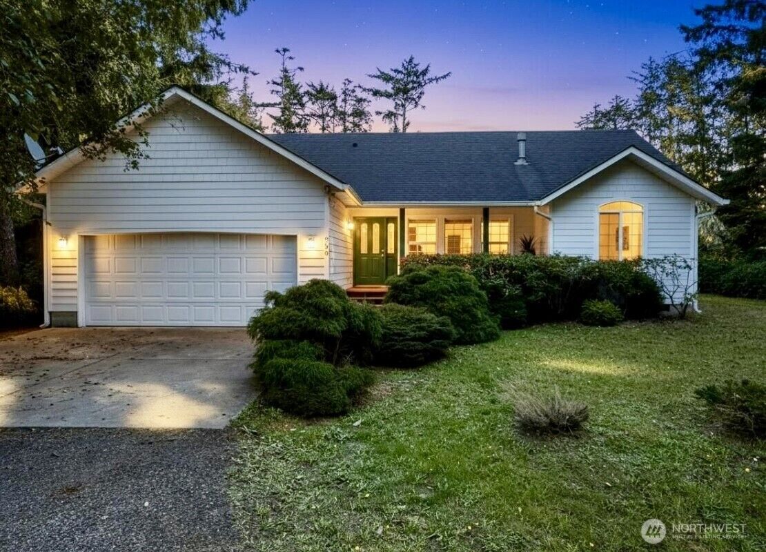3 bed Ocean Shores home for sale: 736 Duck Lake Drive SE, Ocean Shores ...