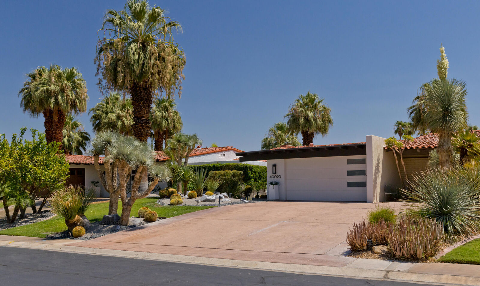 Home for sale in Rancho Mirage: 40070 Via Del Cielo, Rancho Mirage, CA ...