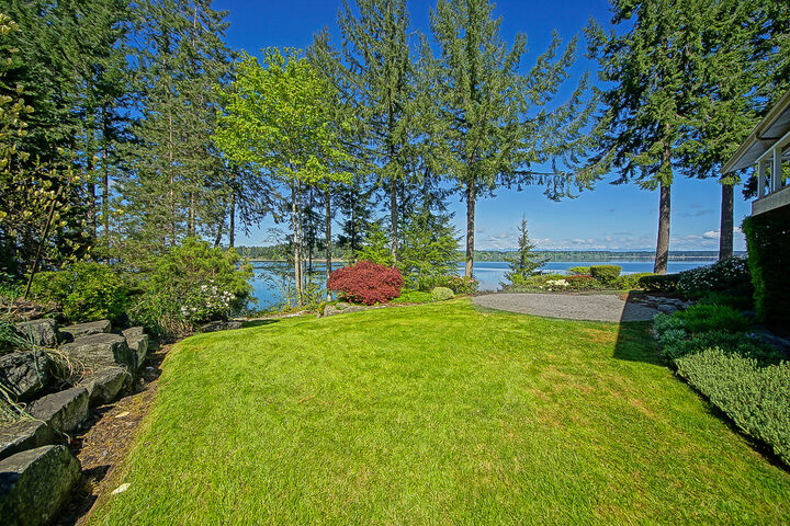 Home for sale in Olympia: 4903 Cooper Point Rd NW, Olympia, WA 98502